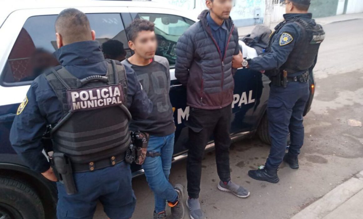 Detiene Sspmq A Dos Por Robo A Tienda De Conveniencia
